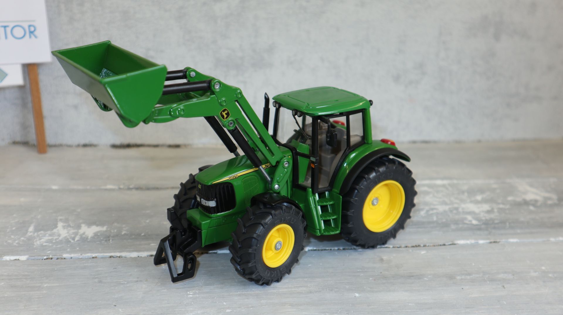 Siku 3652 in 1:32, John Deere 6820 mit Frontlader, Version 1 OHNE ...